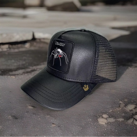Goorin Bros | Accessories | Nwt Goorin Bros The Farm Animal Trucker ...